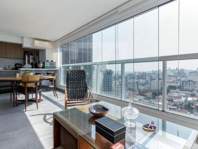Apartamento com 85m² em Pinheiros com vista