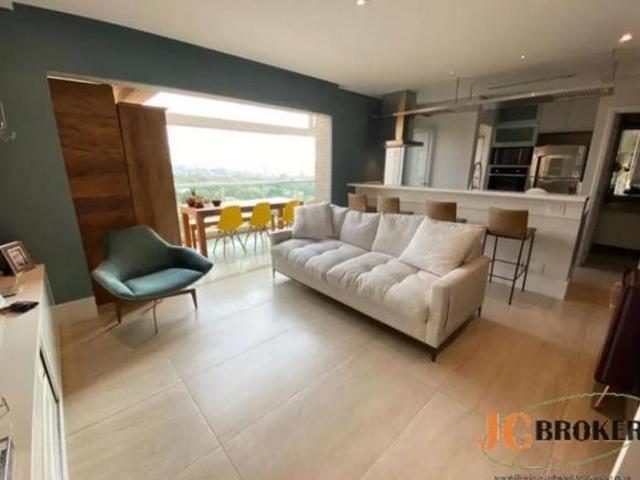 Apartamento com 86 m² de área útil, 2 suítes, 2 vagas