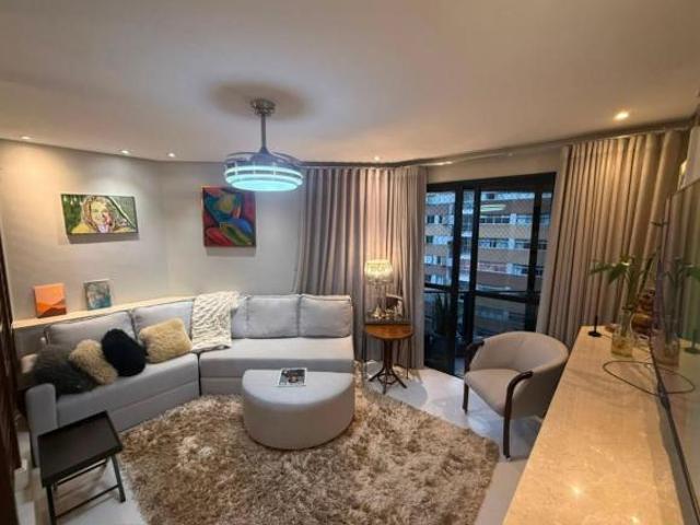 Apartamento com 86m2 privativos 2 suítes na Rua Bento Viana