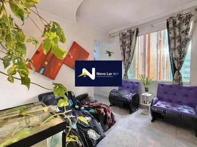 Apartamento com 88m², 2 quartos e elevador à venda no Barro Preto