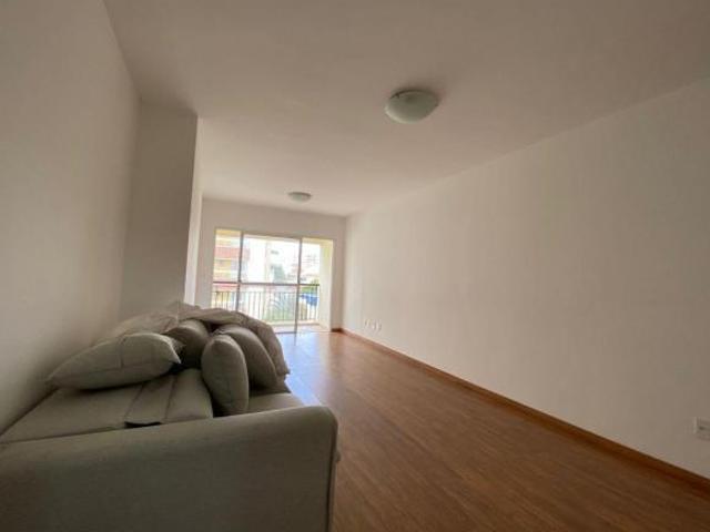 Apartamento com 88m², 3 dormitórios 1 suíte, 3 vagas e varanda Santo André