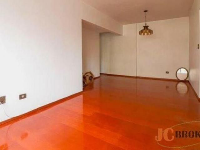 Apartamento com 89m² de área útil, 3 vagas de garagem, living, 2 suítes, lavabo