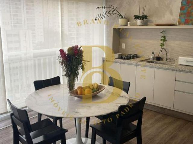 Apartamento com 90 m², 3 quartos sendo 1 suíte e 2 vagas de garagem à venda na Vila Mascote