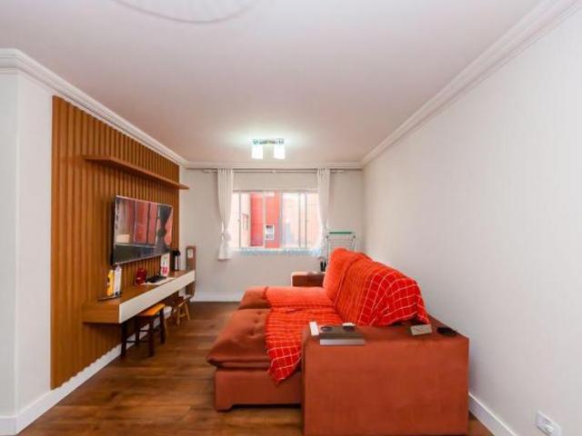 Apartamento com 92 m2 privativos e 2 vagas de garagem no Rebouças em Curitiba!
