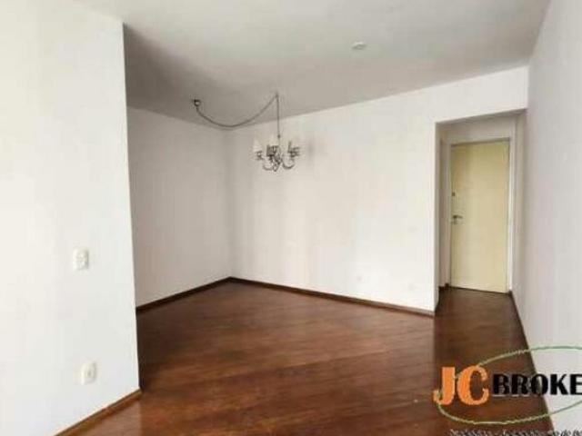 Apartamento com 92 m², 2 Dormitórios com armário embutido, Varanda, Andar alto, 1 Vaga