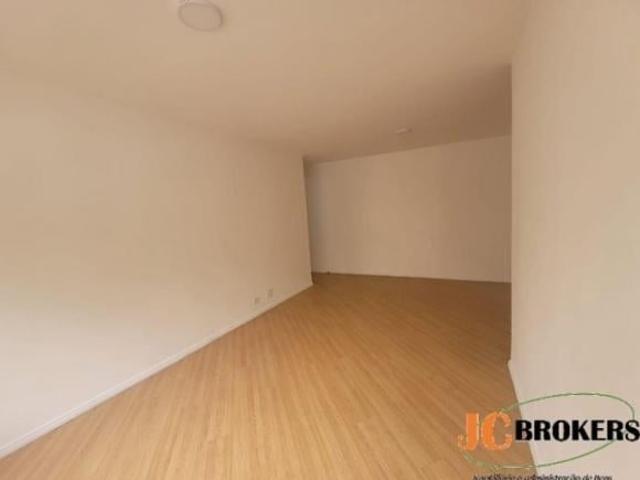 Apartamento com 92 m², 3 Dormitórios, 1 Vaga