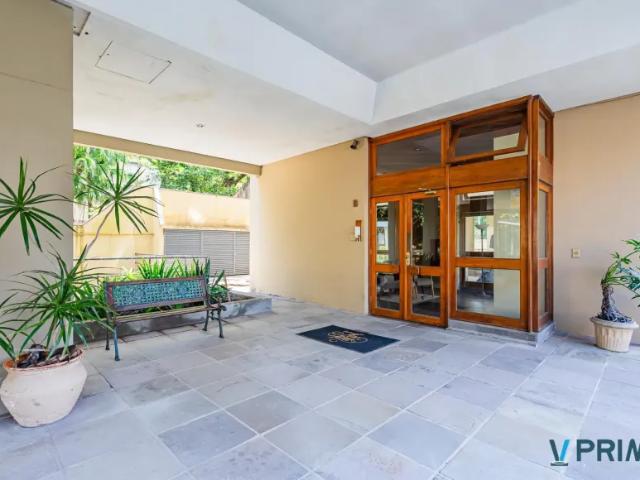 Apartamento com 92 m² no Menino Deus