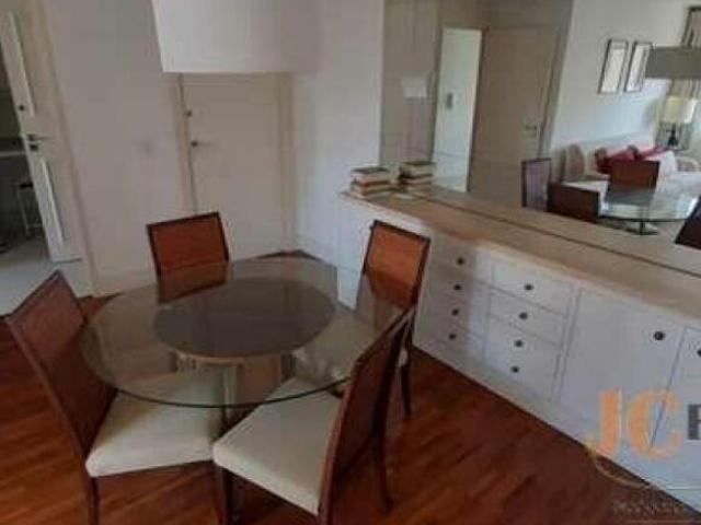 Apartamento com 92m² de área útil, com 3 dormitórios sendo 1 suíte, Sala, cozinha, 1 vaga