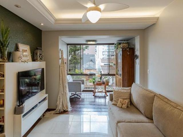 Apartamento com 96m², 3 dormitórios no bairro Passo da Areia em Porto Alegre