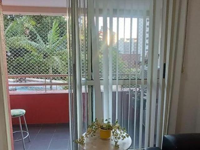 Apartamento com 97 m² e 3 quartos à venda em Vila Clementino