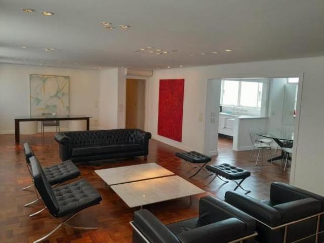 Apartamento com 98 m², 2 quartos sendo 1 suíte à venda no bairro Jardim América