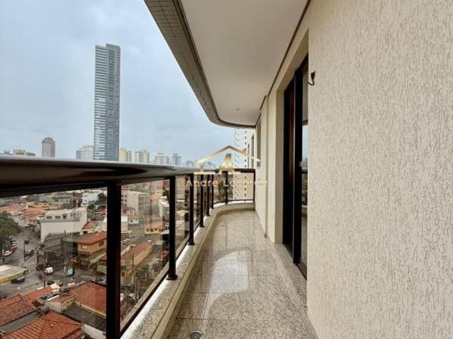 Apartamento com Churrasqueira 4 vagas + deposito privativo