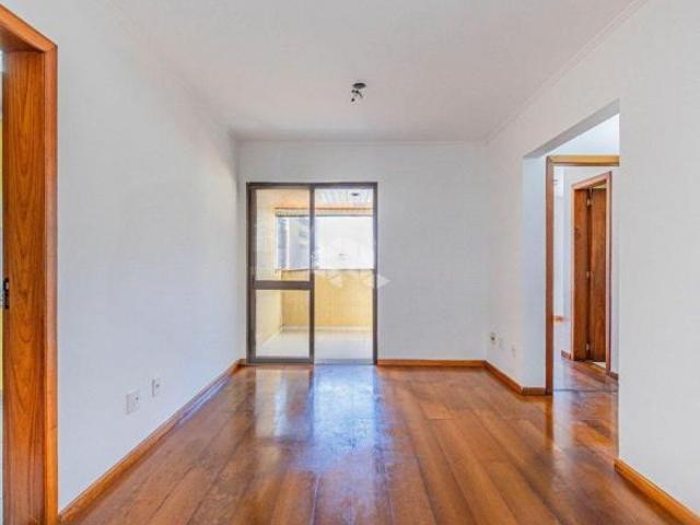 Apartamento com churrasqueira e sacada no bairro Jardim Floresta em Porto Alegre RS!