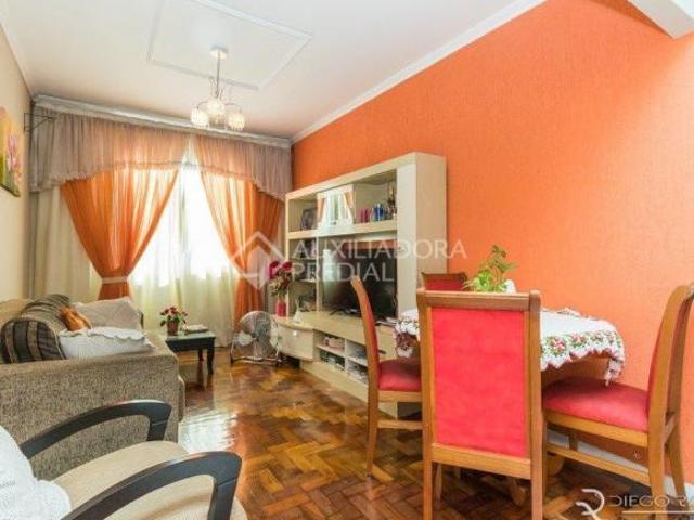 APARTAMENTO COM CHURRASQUEIRA NO BAIRRO FLORESTA FARRAPOS