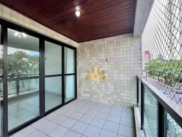 Apartamento com ampla sacada e 2 suítes na Praia das Astúrias – Alfa Imóveis Guarujá