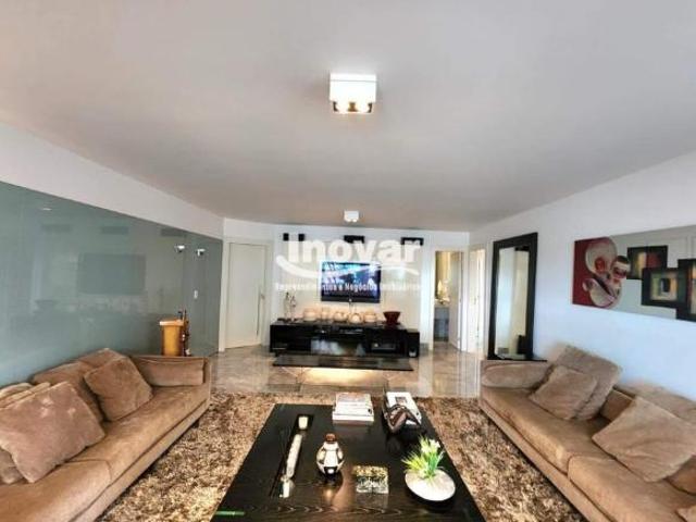 Apartamento com aproximadamente 179,98 m2, 04 quartos com 2 suítes e 2 semi suítes no Anchieta proxi