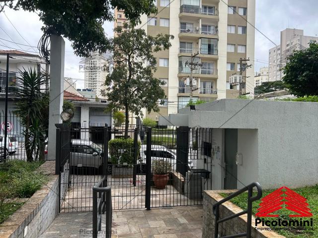 Apartamento com área de lazer próximo a rua da Mooca