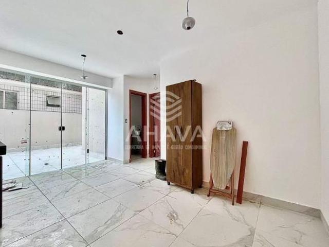 Apartamento com Área Privativa, 2 Quartos à Venda