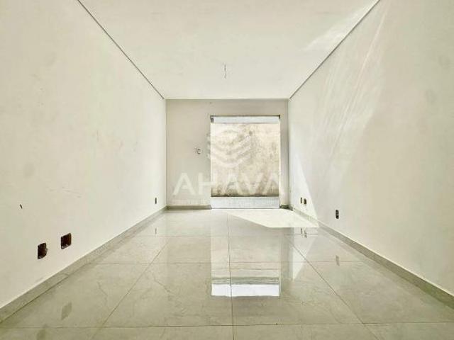 Apartamento com Área Privativa 2 Quartos 1 Suíte | 106m² | Santa Mônica | 1 Vaga de Garagem