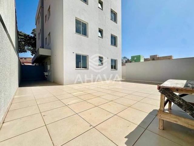 Apartamento com Área Privativa 2 Quartos 1 Vaga Santa Mônica Próximo a Rua Érico Veríssimo