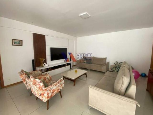 Apartamento com área privativa 4 quartos e 3 vagas cobertas