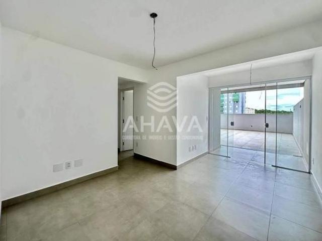 Apartamento com Área Privativa com 3 Quartos