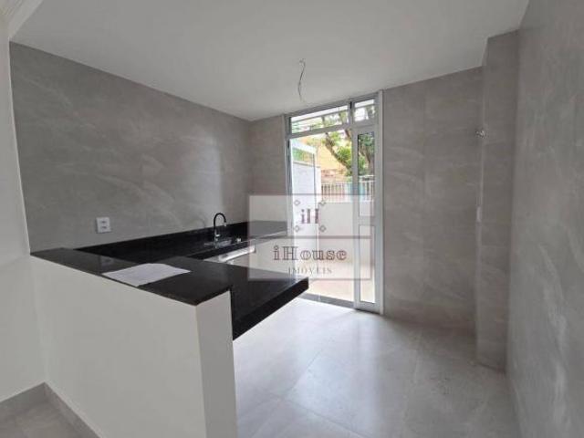 Apartamento com área privativa a venda no bairro Santa Rosa