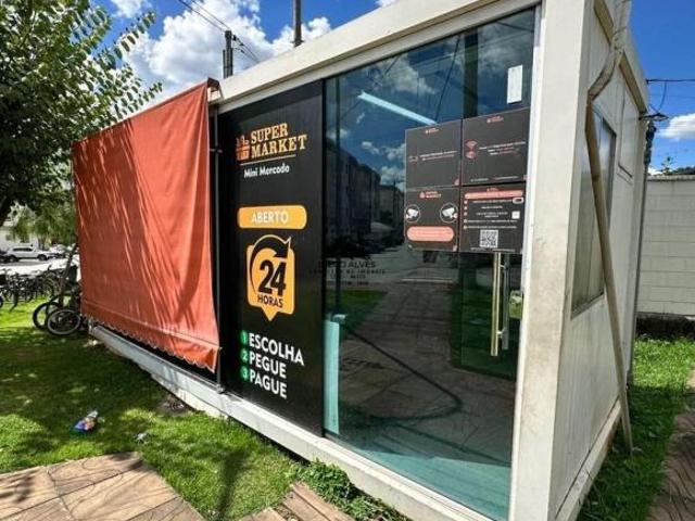 APARTAMENTO COM ÁREA PRIVATIVA À VENDA NO CONDOMÍNIO CACHOEIRA DOS CRISTAIS – PARQUE DAS CACHOEIRAS