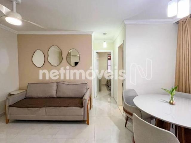 Apartamento com Área Privativa à Venda no Paquetá