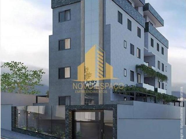 Apartamento com Área Privativa Alto Padrão no Itapoã