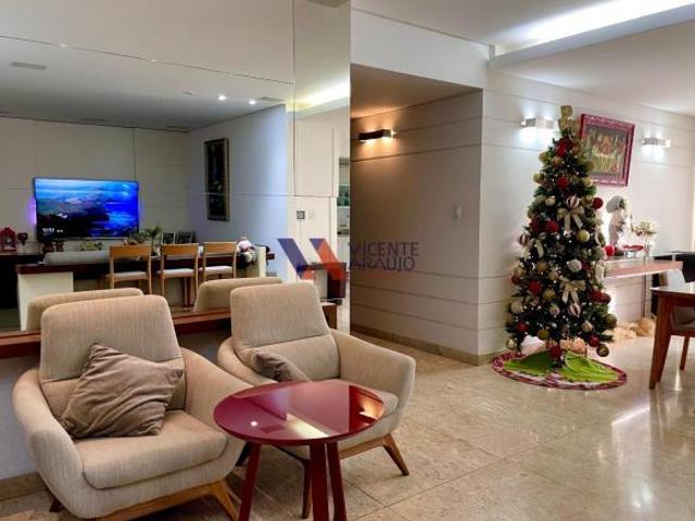 Apartamento com área privativa e 4 quartos Centro Betim MG