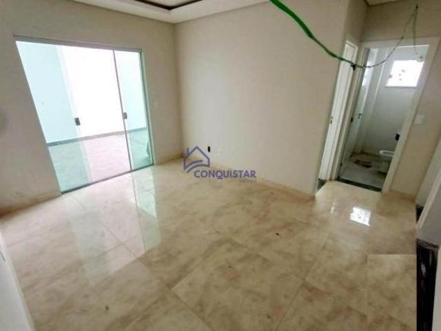 APARTAMENTO COM ÁREA PRIVATIVA NO BAIRRO COPACABANA!