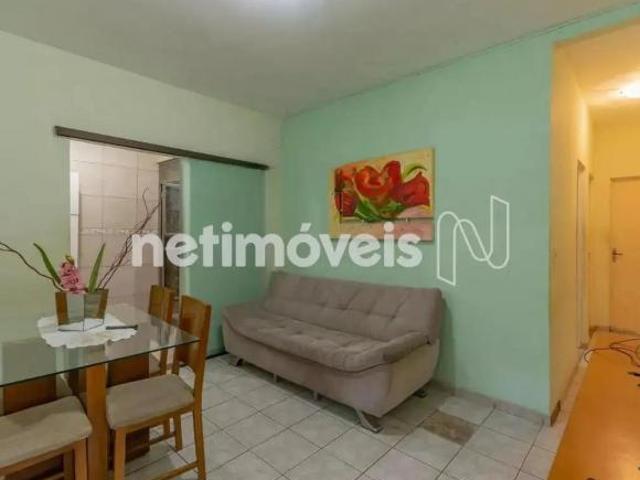 Apartamento com Área Privativa no Heliópolis | 3 Quartos