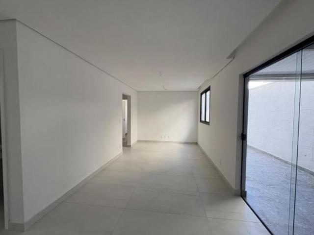 Apartamento com Área Privativa no Trinitá – 115m² de Conforto, Estilo e Privacidade no Bairro Guaruj