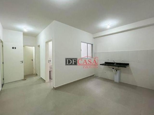 Apartamento com Garden ao lado do metro Guilhermina