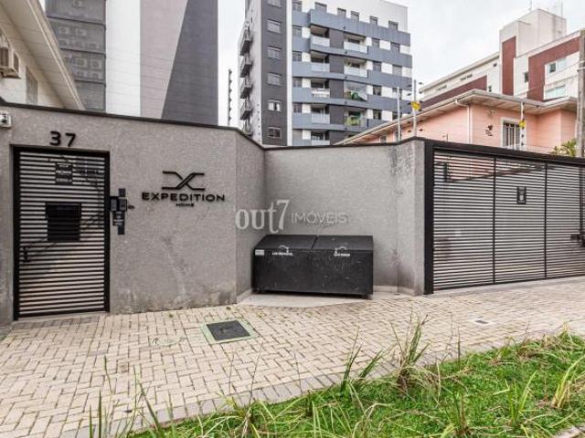 Apartamento com garden exclusivo no Ed. Expedition