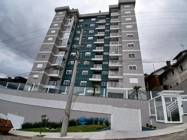Apartamento com dois dormitórios no Cinquentenário