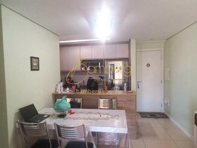 Apartamento com dois dormitórios e uma suíte na Avenida Nossa Sra. Sabará