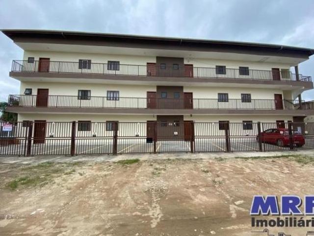 Apartamento com dois dormitórios em Ubatuba. Praia da Maranduba. Condomínio com piscina