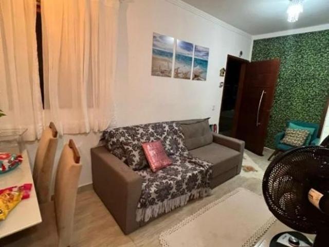 Apartamento com dois dormitórios em Ubatuba. Praia da Maranduba. Oportunidade