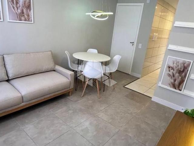 Apartamento com dois dormitórios na Hípica, com vaga de garagem