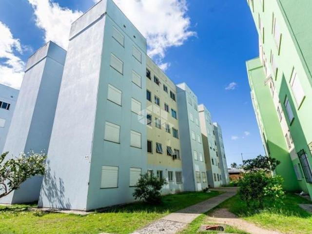 Apartamento com dois dormitórios no condomínio Jardim das Figueiras II