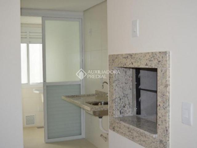 Apartamento com dois dormitórios, sendo um suíte, vaga dupla Higienópolis