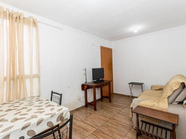 Apartamento com dois quartos no Abranches