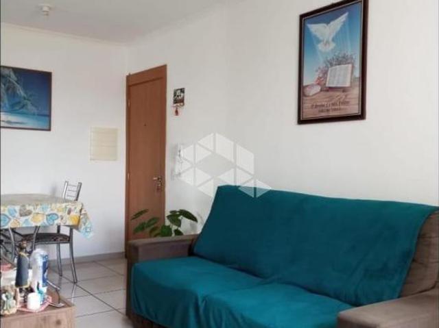 Apartamento com dois quartos OLARIA