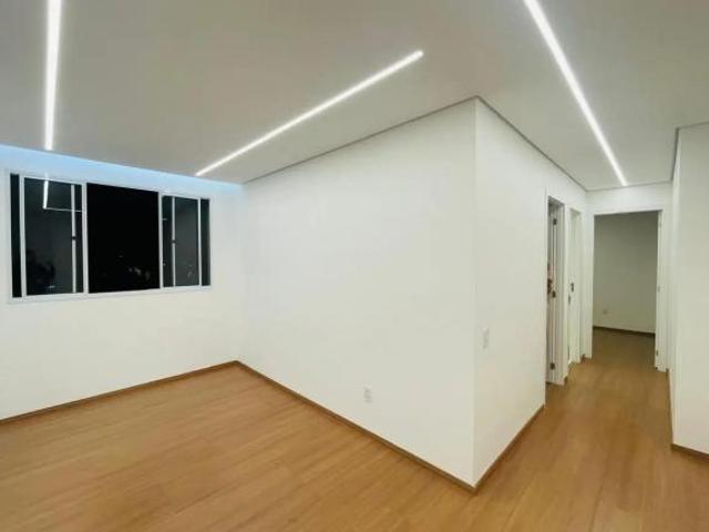 Apartamento com dois quartos à venda no bairro Riacho das Pedras