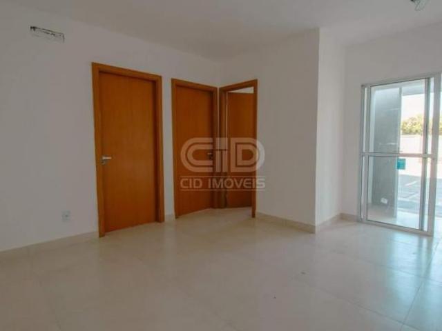 Apartamento com dois quartos e garden no Residencial Maria Helena