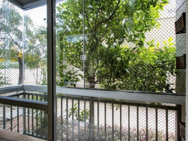 Apartamento com dois quartos e dois banheiros Zona Sul
