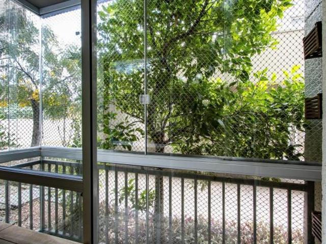 Apartamento com dois quartos e dois banheiros Zona Sul