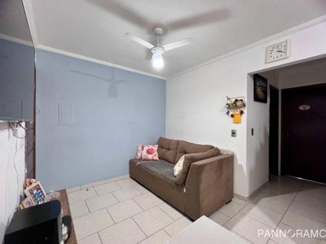 APARTAMENTO COM DOIS QUARTOS E SACADA A VENDA!